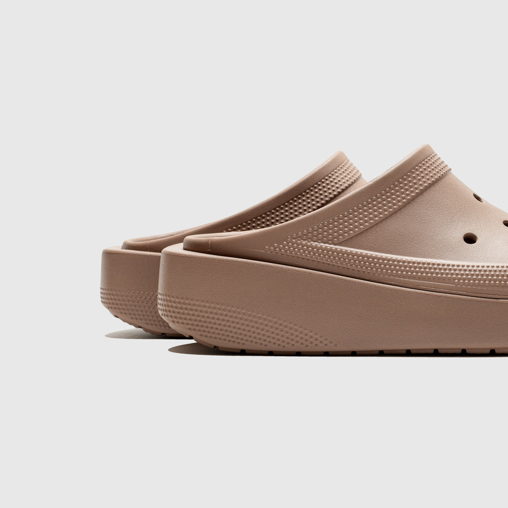 CLASSIC BLUNT TOE CLOG "LATTE" – PACKER SHOES