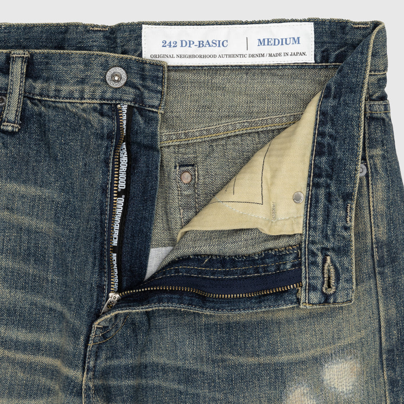 PANTS – PACKER SHOES