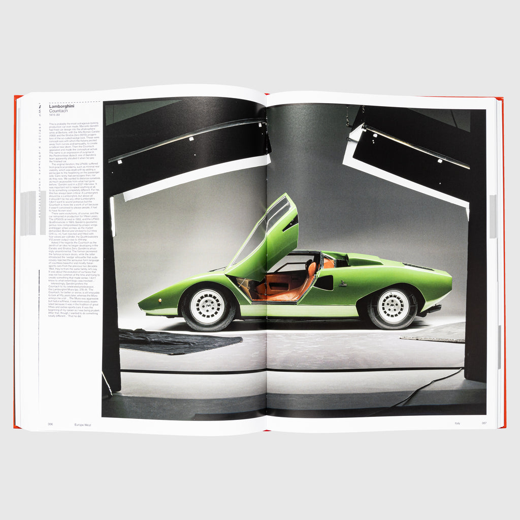THE ATLAS OF CAR DESIGN: THE WORLD'S MOST ICONIC CARS (RALLY RED EDITI ...